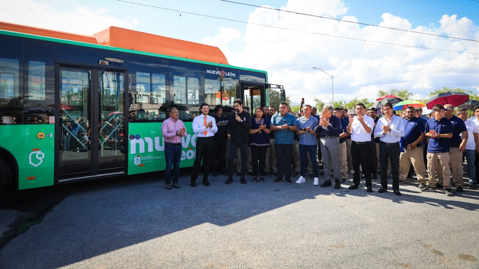 Entregan 25 nuevas unidades de la Ruta 188 Cuenca Norte - Enfoque Monterrey