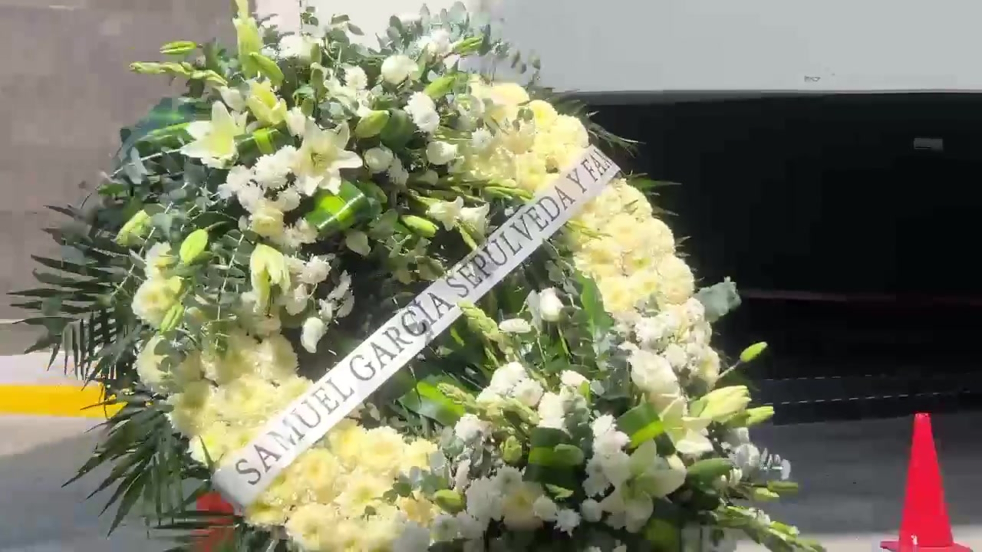 Inicia funeral de Débora Estrella - Enfoque Monterrey