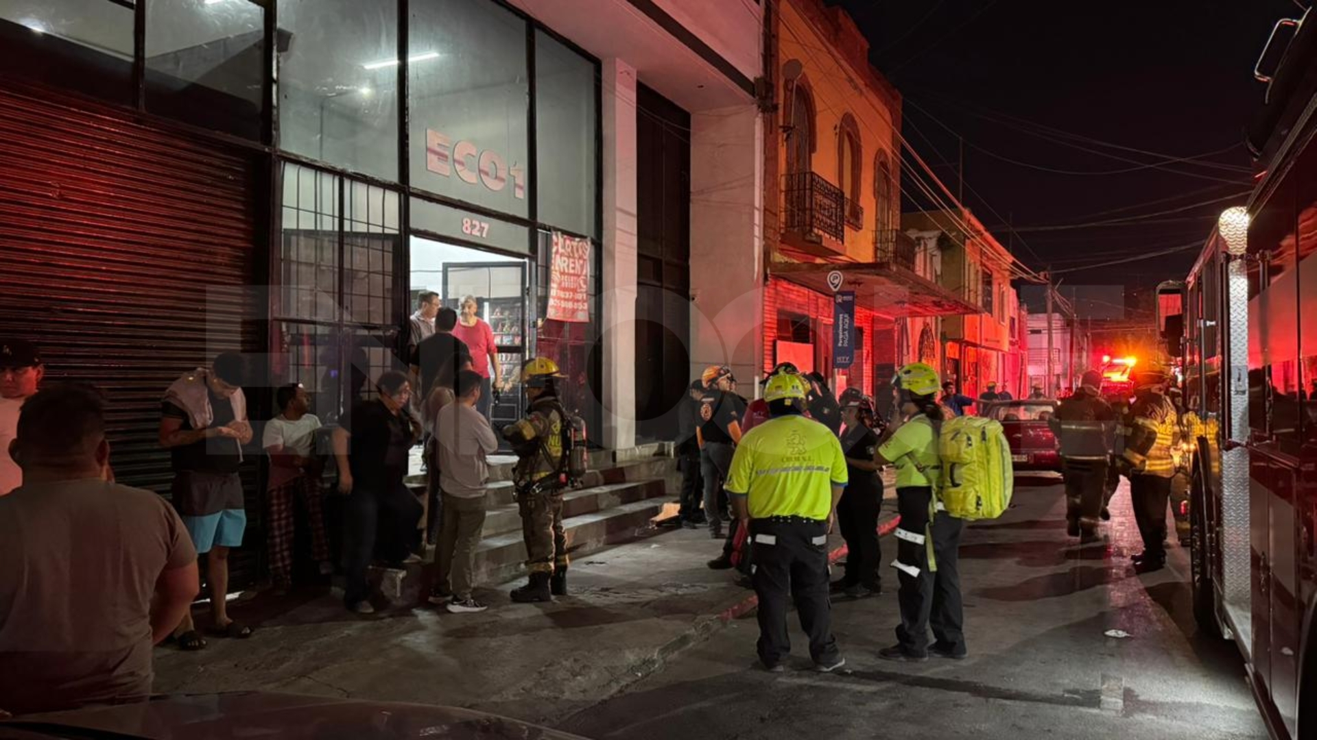 Evacuan a 120 de incendio en edificio en el Centro de Monterrey ...